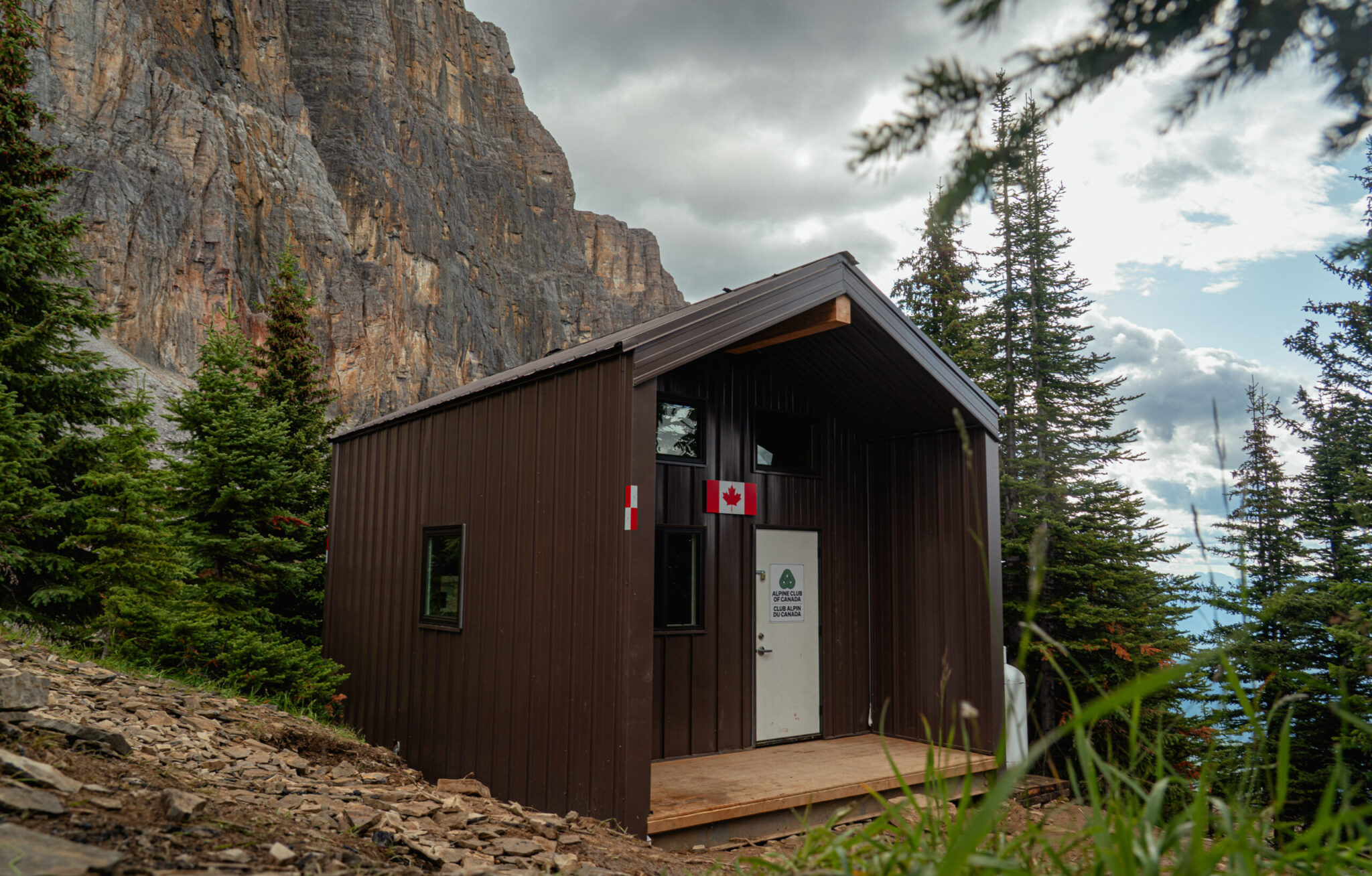 Backcountry Huts - Alpine Club of Canada