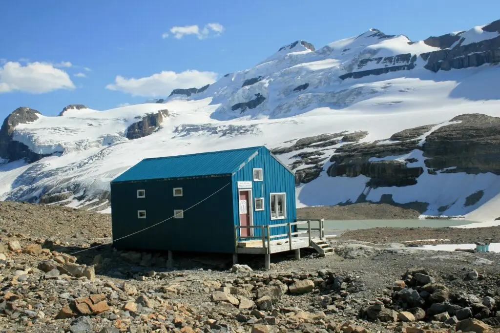 Huts - Alpine Club of Canada